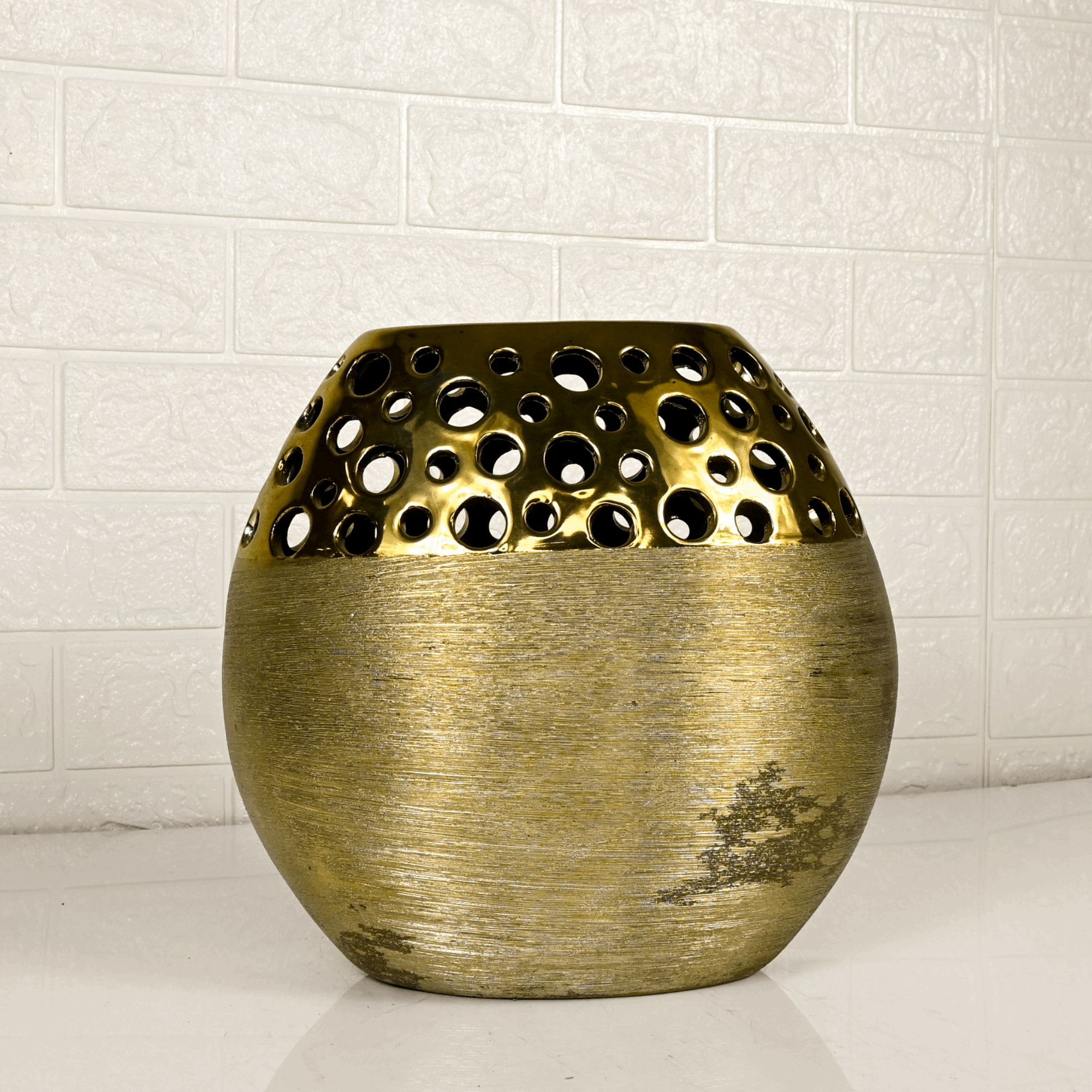 ACRYLIC HOLE VASE – Oriental Flowers